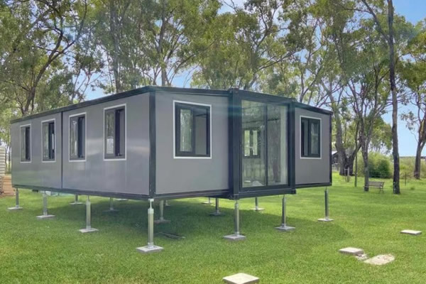 Advantages And Highlights of Expandable Container Houses - Heshi House